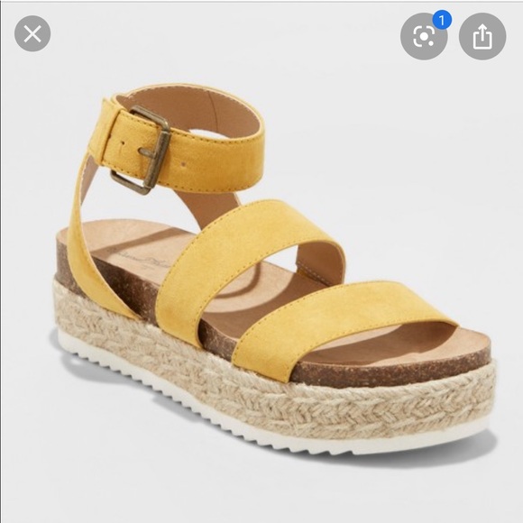 Universal Thread | Shoes | Yellow Platform Sandals | Poshmark